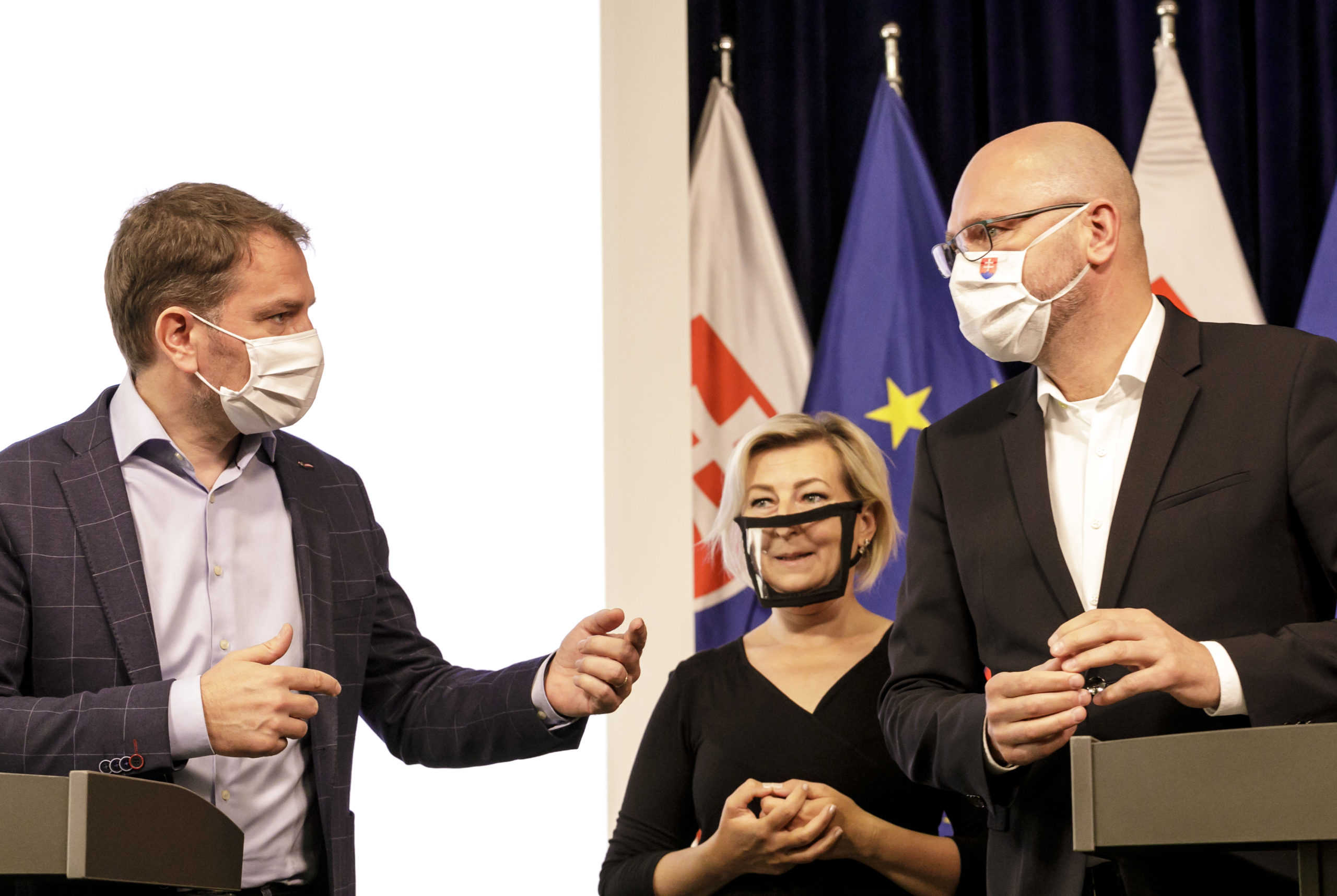 Matovič vyzval Sulíka k demisii: Nie je schopný nakúpiť testy - Správy STVR