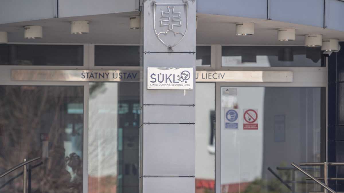 Jód pri liečbe covidu nepomáha, ŠÚKL jeho užívanie neodporúča - Správy STVR