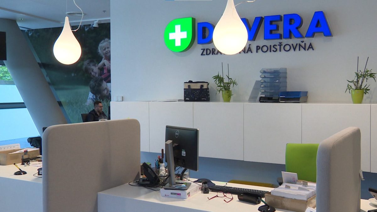 Dôvera kritizuje reguláciu zisku poisťovní - Správy STVR