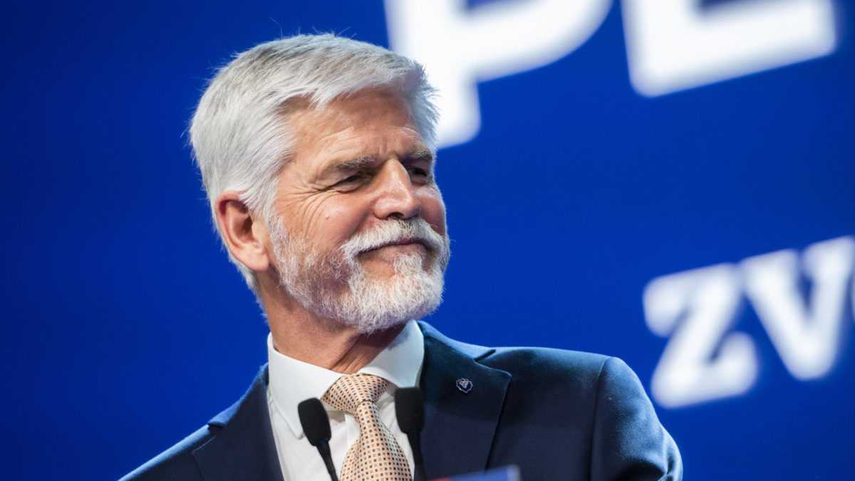 Novým českým prezidentom sa stal Petr Pavel - Správy STVR