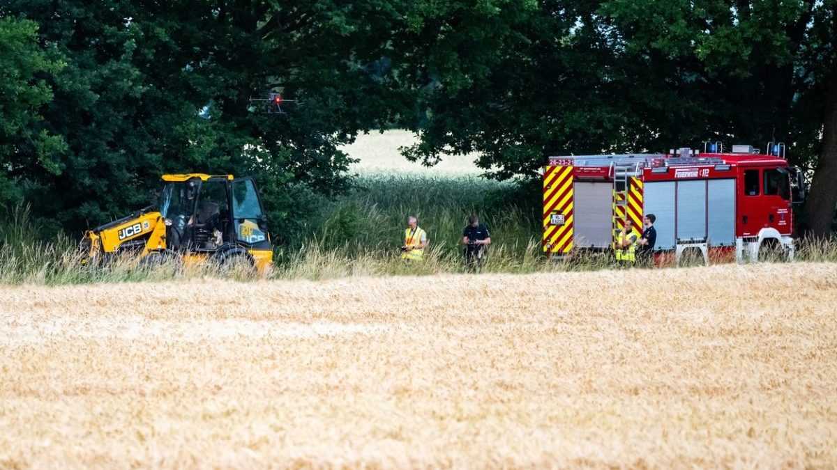 Pri nehode bagra prišli o život dvaja ľudia - Správy STVR