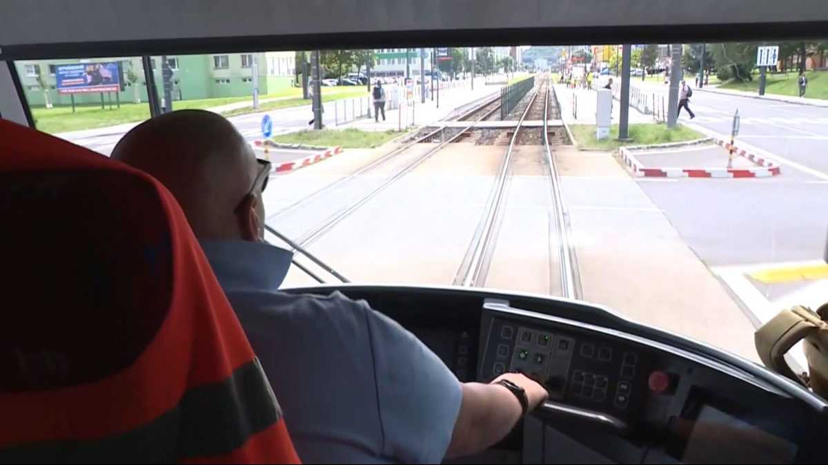 O prácu vodiča MHD je rekordne nízky záujem - Správy STVR