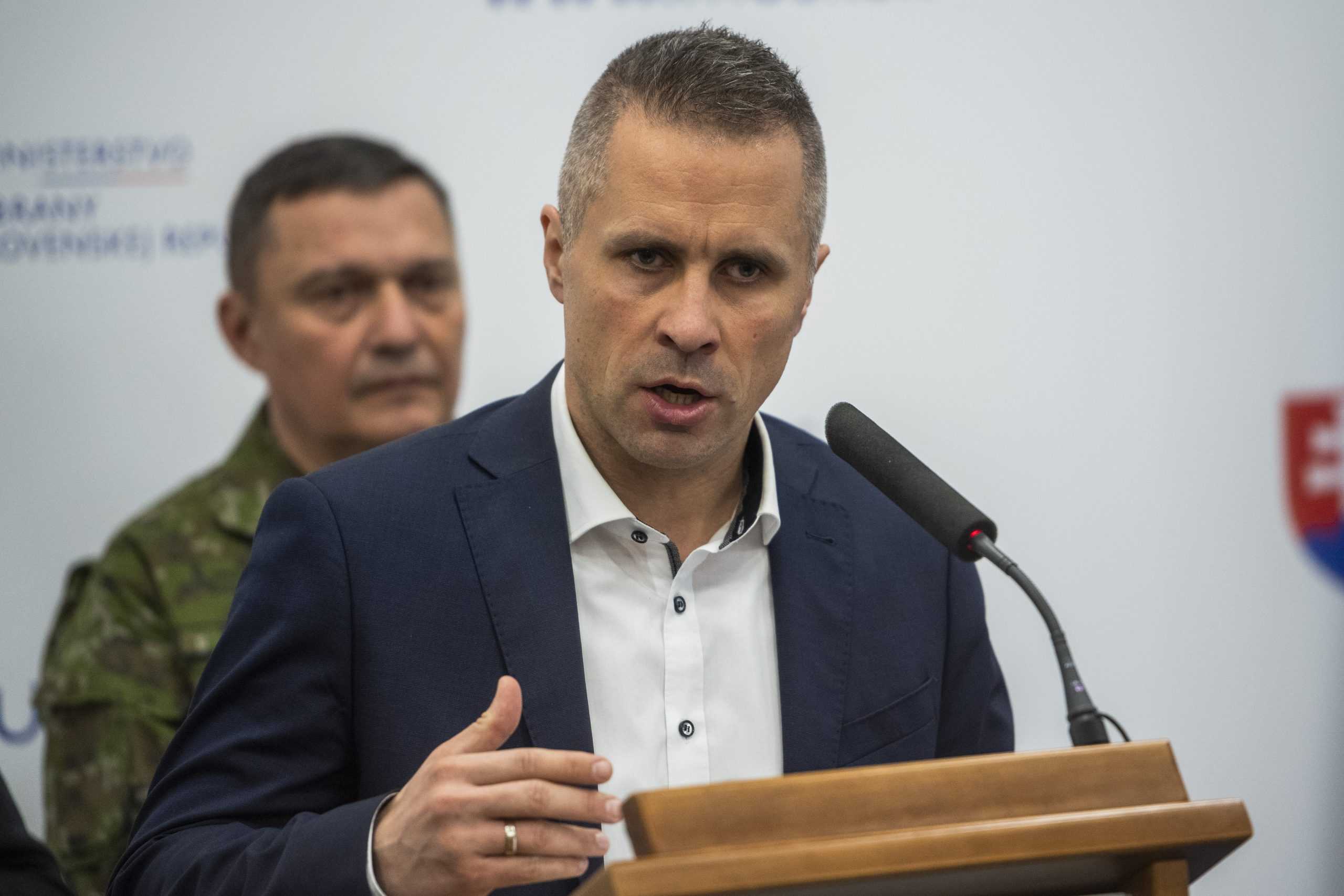 Ministerstvo obrany apeluje na protivzdušnú obranu - Správy STVR