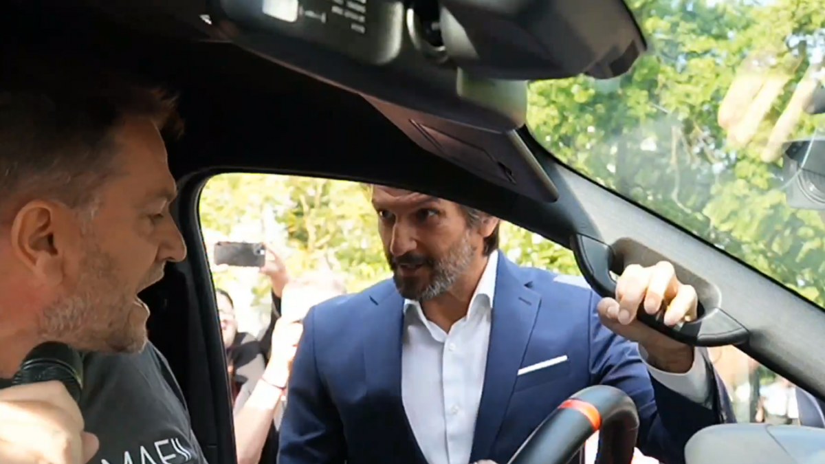 Igor Matovič narušil tlačovú konferenciu Smeru - Správy STVR