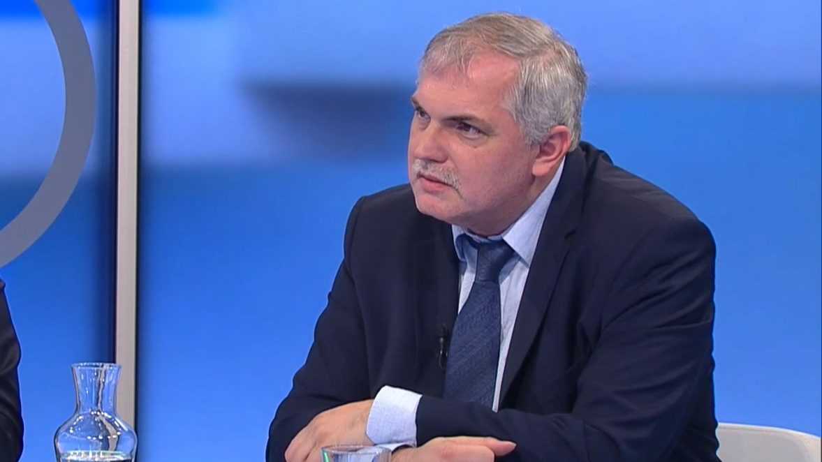 SNS ustúpila pod tlakom času, povedal R. Michelko - Správy STVR