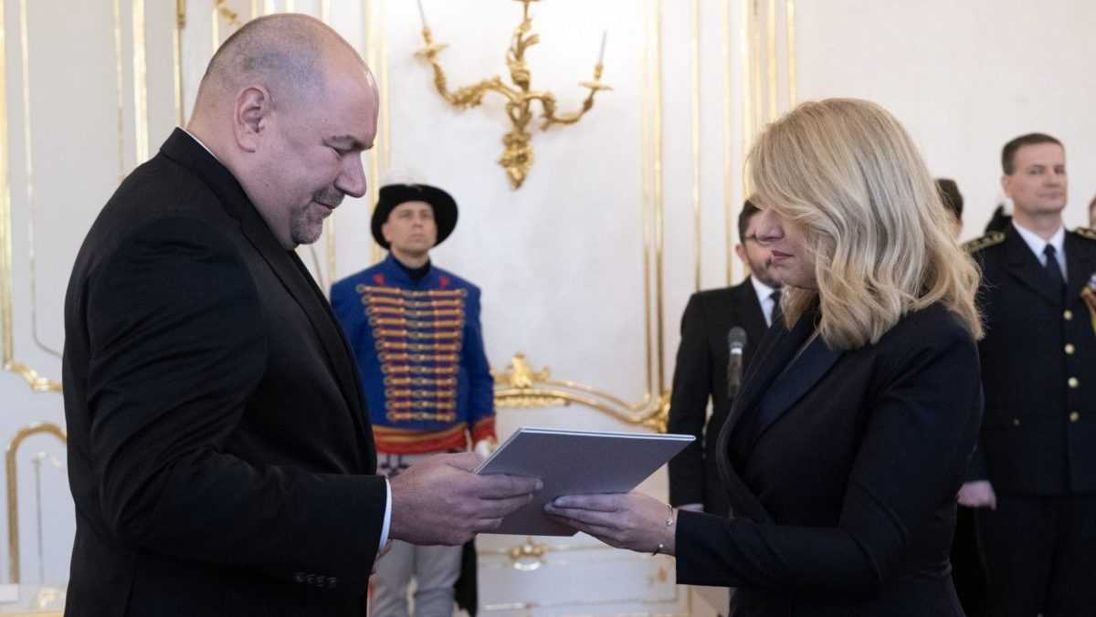 Prezidentka vymenovala ministra cestovného ruchu a športu - Správy STVR