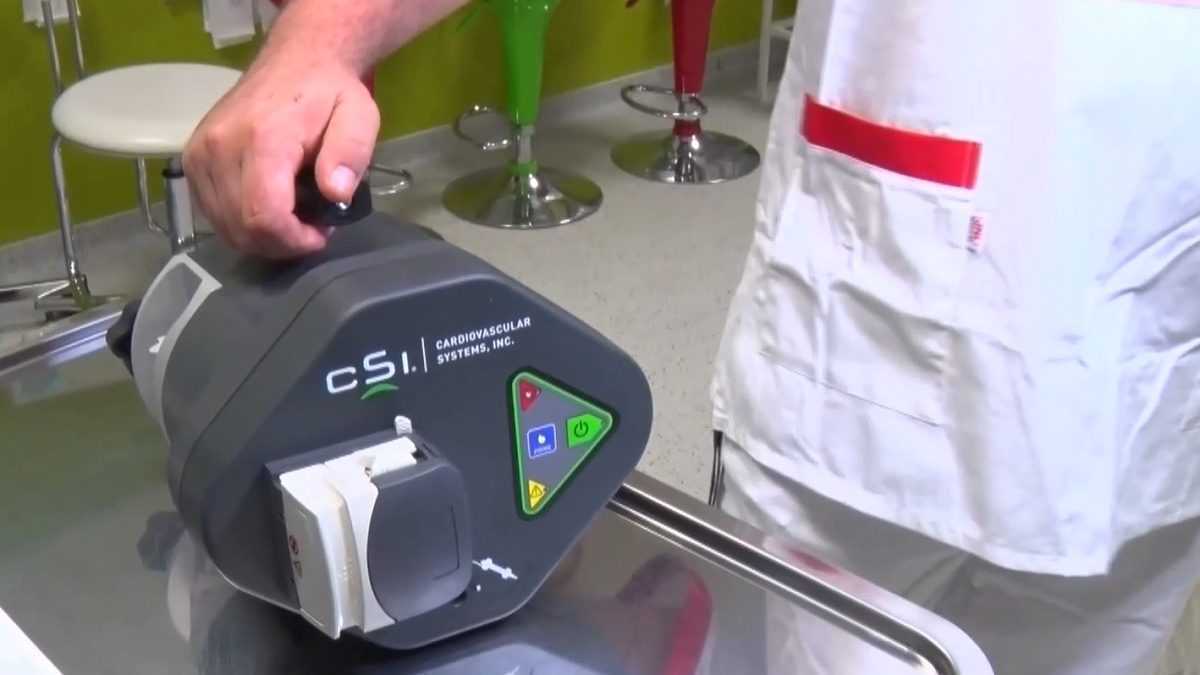 Nemocnica má nový prístroj na liečbu ciev - Správy STVR