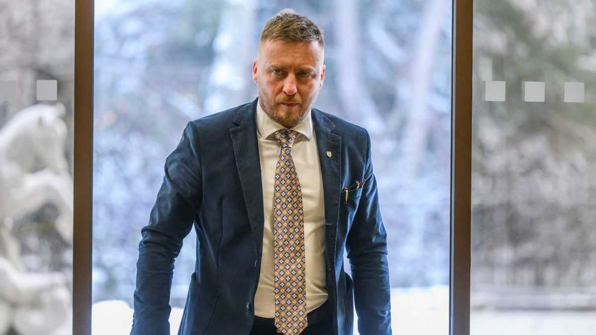 Petrovi Kotlárovi by mali rozšíriť kompetencie - Správy STVR