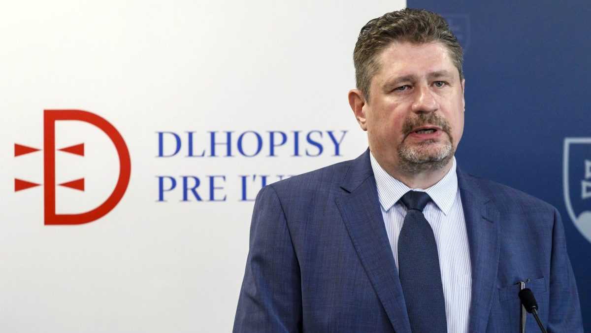 Dvojročný štátny dlhopis Investor je vypredaný - Správy STVR