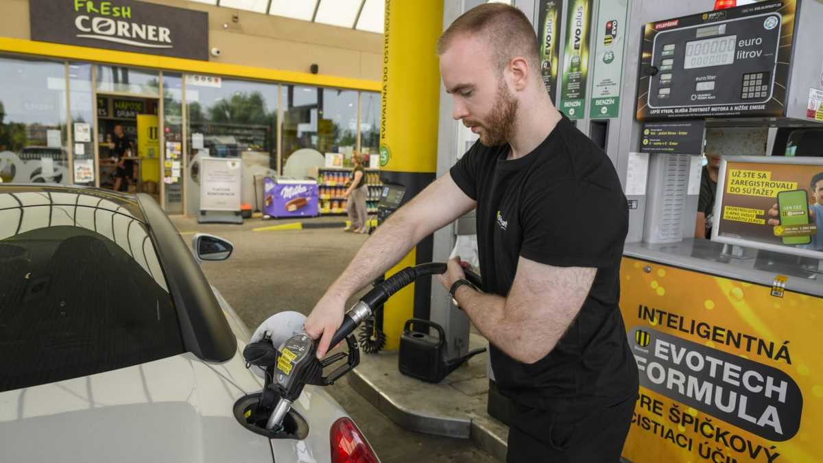 Ceny nafty sú na predvojnovej úrovni - Správy STVR